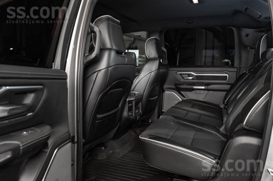 Grey Dodge RAM 2025 in Riga, with an engine capacity of 3.00 L and mileage of 15 thousand km for 55000 €, photo 15 on AUTOMOTO.COM.LV