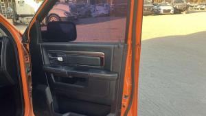 Orange Dodge RAM 2015 in Siauliai, with an engine capacity of 5.65 L and mileage of 232 thousand km for 10000 €, photo 25 on AUTOMOTO.COM.LV