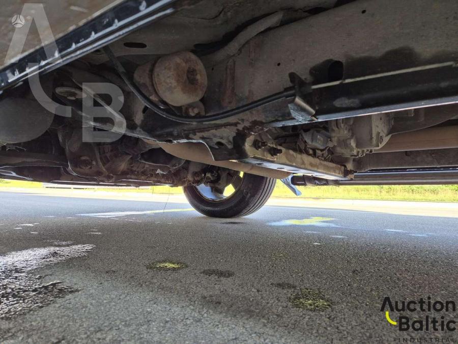 Dodge RAM 2013 in Rokiskis, with an engine capacity of 5.65 L and mileage of 389 thousand km for 11200 €, photo 16 on AUTOMOTO.COM.LV