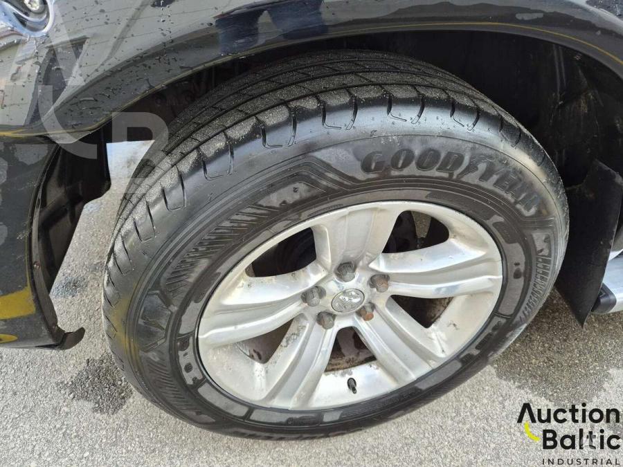 Dodge RAM 2013 in Rokiskis, with an engine capacity of 5.65 L and mileage of 389 thousand km for 11200 €, photo 21 on AUTOMOTO.COM.LV