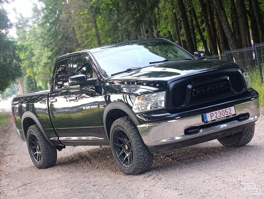 Dodge RAM 2012 Viļņa, ar dzinēja tilpumu 5.70 L un nobraukumu 270 tūkst. km par 10500 €, foto 4 vietnē AUTOMOTO.COM.LV
