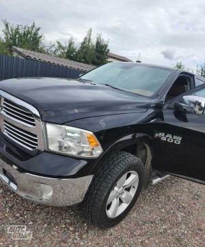 Dodge RAM 2013 Šauļi, ar dzinēja tilpumu 5.70 L un nobraukumu 532 tūkst. km par 13000 €, foto  vietnē AUTOMOTO.COM.LV