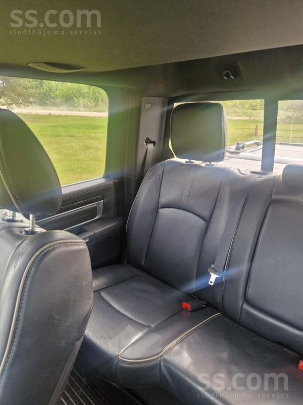 Dodge RAM 2016 in Riga, with an engine capacity of 3.00 L and mileage of 197 thousand km for 27000 €, photo 10 on AUTOMOTO.COM.LV