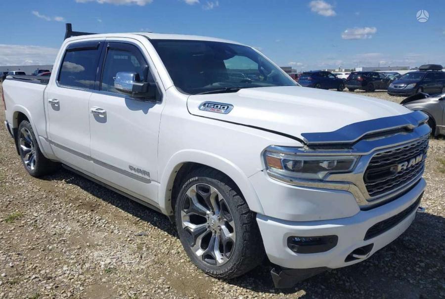 Dodge RAM 2022 Kauņa, ar dzinēja tilpumu 3.00 L un nobraukumu 95 tūkst. km par 39500 €, foto 3 vietnē AUTOMOTO.COM.LV