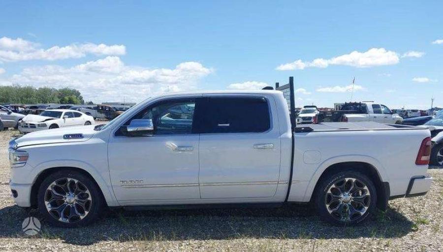 Dodge RAM 2022 Kauņa, ar dzinēja tilpumu 3.00 L un nobraukumu 95 tūkst. km par 39500 €, foto 11 vietnē AUTOMOTO.COM.LV