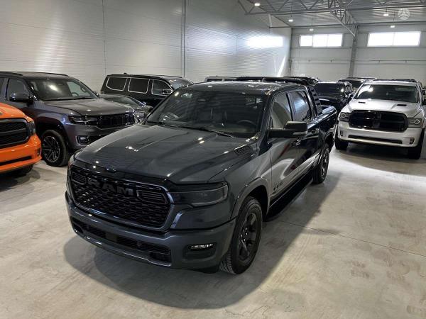 Dodge RAM 2025 Klaipėda vietnē Dodge RAM 2025 Klaipėda, ar dzinēja tilpumu 3.00 L un nobraukumu 17 tūkst. km par 47190 €, foto 4 vietnē AUTOMOTO.COM.LV
