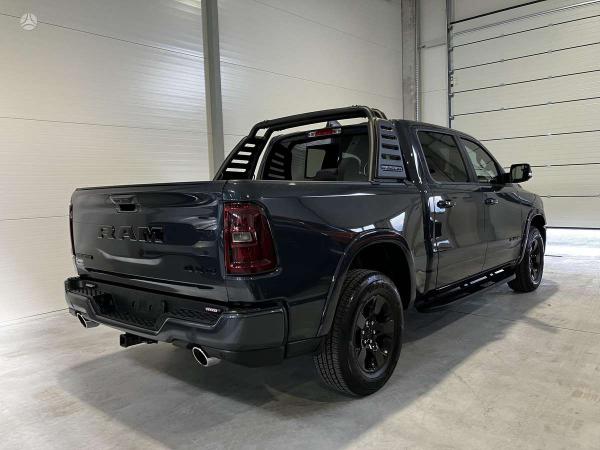 Dodge RAM 2025 Klaipėda vietnē Dodge RAM 2025 Klaipėda, ar dzinēja tilpumu 3.00 L un nobraukumu 17 tūkst. km par 47190 €, foto 6 vietnē AUTOMOTO.COM.LV