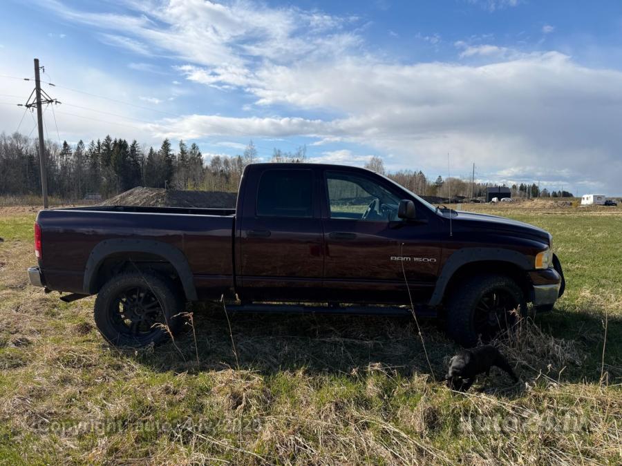 Red Dodge RAM 2004 in Tallinn, with an engine capacity of 5.70 L and mileage of 194 thousand km for 8500 €, photo 7 on AUTOMOTO.COM.LV
