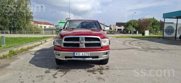 Sarkans Dodge RAM 2009 Bauska, ar dzinēja tilpumu 5.70 L un nobraukumu 383 tūkst. km par 11900 €, foto 5 vietnē AUTOMOTO.COM.LV