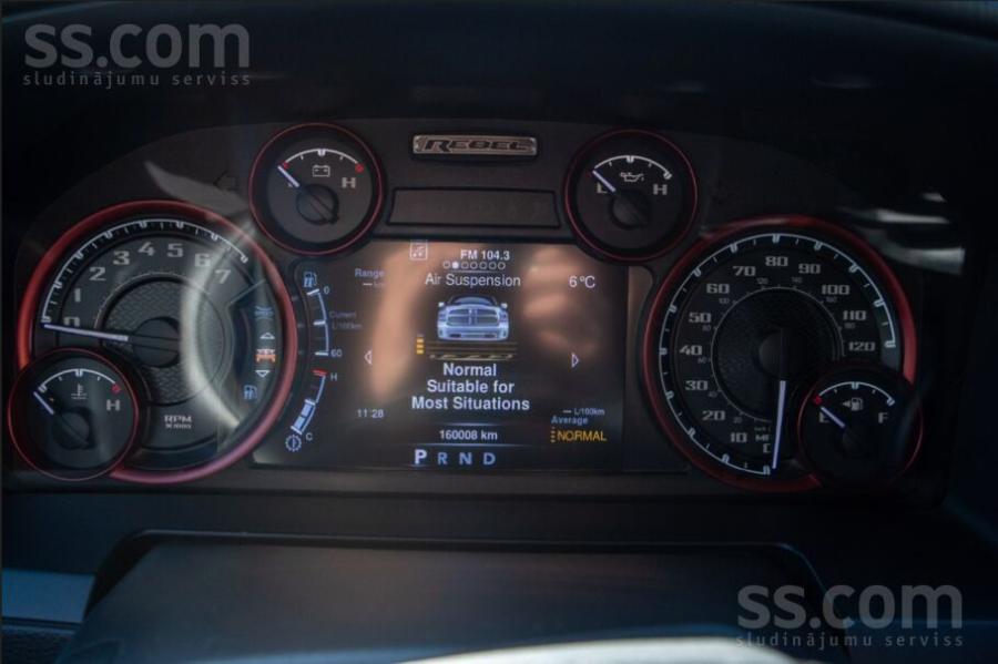 Red Dodge RAM 2015 in Riga, with an engine capacity of 5.70 L and mileage of 160 thousand km for 29900 €, photo 13 on AUTOMOTO.COM.LV