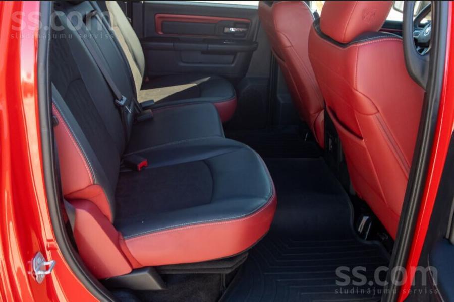Red Dodge RAM 2015 in Riga, with an engine capacity of 5.70 L and mileage of 160 thousand km for 29900 €, photo 15 on AUTOMOTO.COM.LV