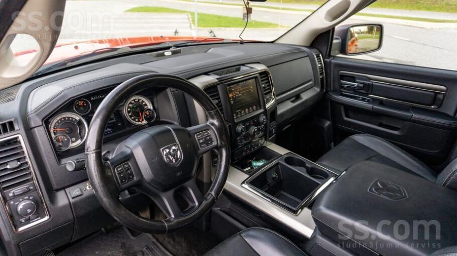 Red Dodge RAM 2015 in Riga, with an engine capacity of 5.70 L and mileage of 238 thousand km for 25990 €, photo 11 on AUTOMOTO.COM.LV