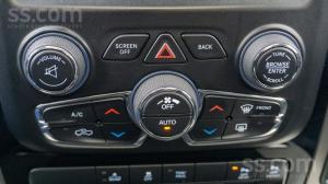 Red Dodge RAM 2015 in Riga, with an engine capacity of 5.70 L and mileage of 238 thousand km for 25990 €, photo 18 on AUTOMOTO.COM.LV