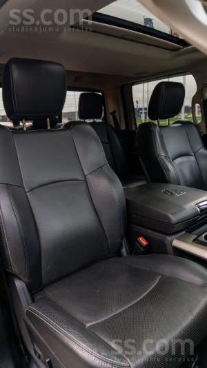 Red Dodge RAM 2015 in Riga, with an engine capacity of 5.70 L and mileage of 238 thousand km for 25990 €, photo 31 on AUTOMOTO.COM.LV