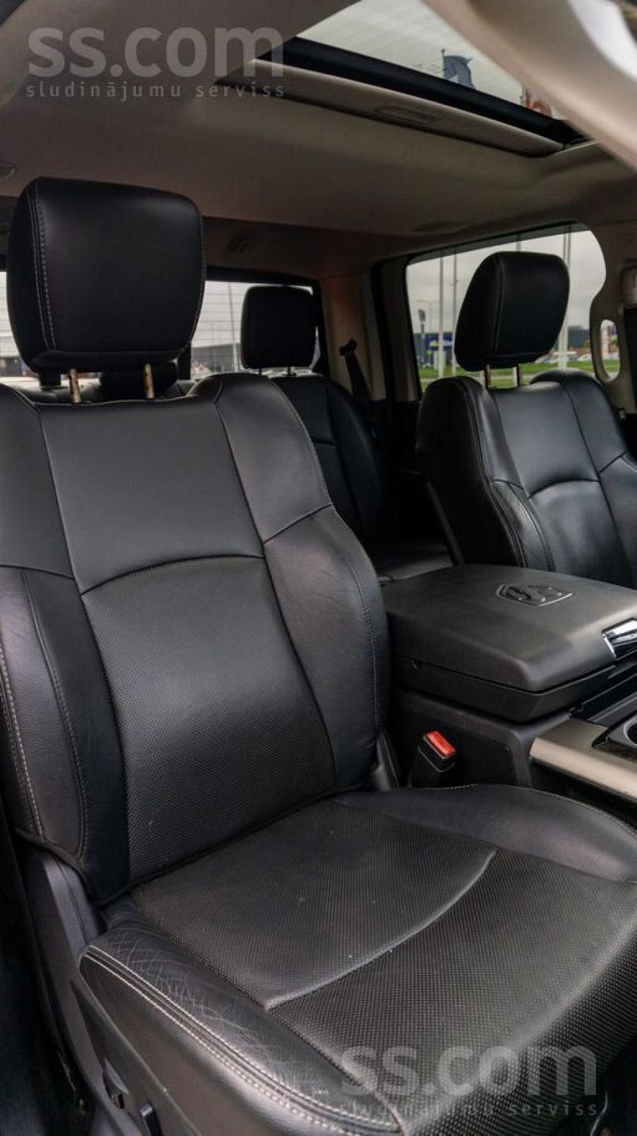 Red Dodge RAM 2015 in Riga, with an engine capacity of 5.70 L and mileage of 238 thousand km for 25990 €, photo 31 on AUTOMOTO.COM.LV