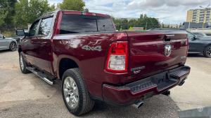 Sarkans Dodge RAM 2019 Ukmergė, ar dzinēja tilpumu 5.65 L un nobraukumu 54 tūkst. km par 19999 €, foto 5 vietnē AUTOMOTO.COM.LV
