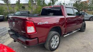 Sarkans Dodge RAM 2019 Ukmergė, ar dzinēja tilpumu 5.65 L un nobraukumu 54 tūkst. km par 19999 €, foto 6 vietnē AUTOMOTO.COM.LV