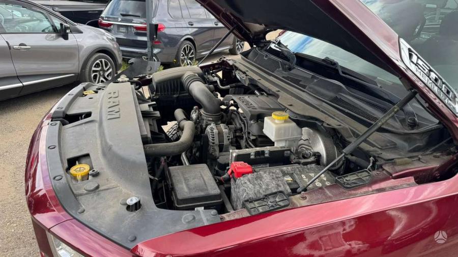 Sarkans Dodge RAM 2019 Ukmergė, ar dzinēja tilpumu 5.65 L un nobraukumu 54 tūkst. km par 19999 €, foto 10 vietnē AUTOMOTO.COM.LV