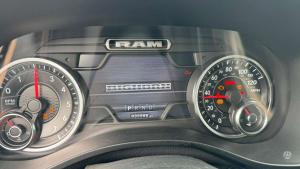 Sarkans Dodge RAM 2019 Ukmergė, ar dzinēja tilpumu 5.65 L un nobraukumu 54 tūkst. km par 19999 €, foto 13 vietnē AUTOMOTO.COM.LV