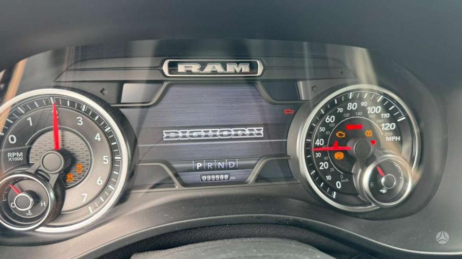 Sarkans Dodge RAM 2019 Ukmergė, ar dzinēja tilpumu 5.65 L un nobraukumu 54 tūkst. km par 19999 €, foto 13 vietnē AUTOMOTO.COM.LV