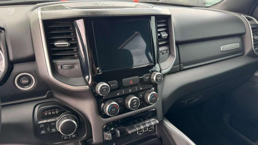 Sarkans Dodge RAM 2019 Ukmergė, ar dzinēja tilpumu 5.65 L un nobraukumu 54 tūkst. km par 19999 €, foto 14 vietnē AUTOMOTO.COM.LV