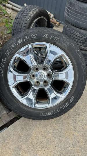 Sarkans Dodge RAM 2019 Ukmergė, ar dzinēja tilpumu 5.65 L un nobraukumu 54 tūkst. km par 19999 €, foto 16 vietnē AUTOMOTO.COM.LV