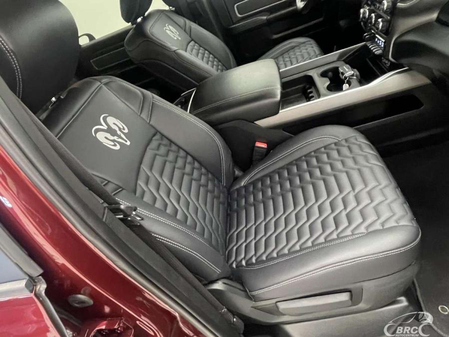 Sarkans Dodge RAM 2019 Viļņa, ar dzinēja tilpumu 6.42 L un nobraukumu 86 tūkst. km par 33900 €, foto 7 vietnē AUTOMOTO.COM.LV