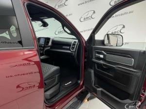 Sarkans Dodge RAM 2019 Viļņa, ar dzinēja tilpumu 6.42 L un nobraukumu 86 tūkst. km par 33900 €, foto 12 vietnē AUTOMOTO.COM.LV