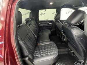 Sarkans Dodge RAM 2019 Viļņa, ar dzinēja tilpumu 6.42 L un nobraukumu 86 tūkst. km par 33900 €, foto 15 vietnē AUTOMOTO.COM.LV