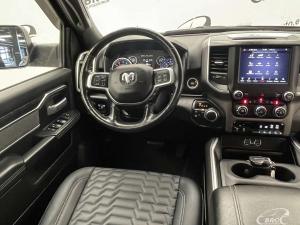 Sarkans Dodge RAM 2019 Viļņa, ar dzinēja tilpumu 6.42 L un nobraukumu 86 tūkst. km par 33900 €, foto 18 vietnē AUTOMOTO.COM.LV