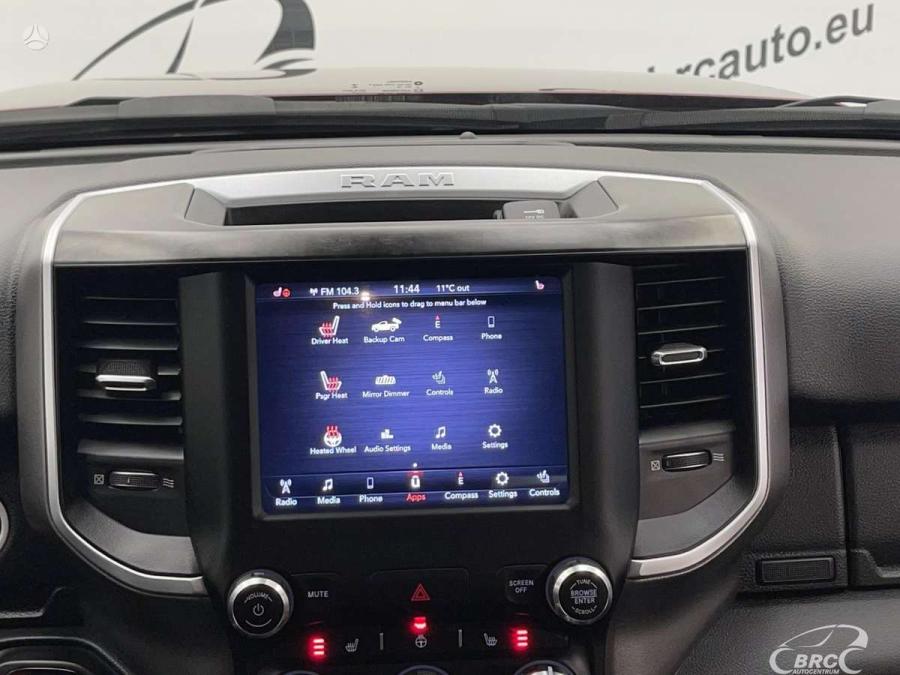 Sarkans Dodge RAM 2019 Viļņa, ar dzinēja tilpumu 6.42 L un nobraukumu 86 tūkst. km par 33900 €, foto 20 vietnē AUTOMOTO.COM.LV