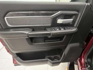 Sarkans Dodge RAM 2019 Viļņa, ar dzinēja tilpumu 6.42 L un nobraukumu 86 tūkst. km par 33900 €, foto 24 vietnē AUTOMOTO.COM.LV