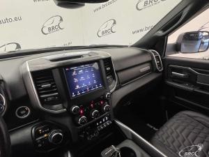 Sarkans Dodge RAM 2019 Viļņa, ar dzinēja tilpumu 6.42 L un nobraukumu 86 tūkst. km par 33900 €, foto 32 vietnē AUTOMOTO.COM.LV