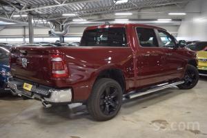 Red Dodge RAM 2020 in Riga, with an engine capacity of 3.00 L and mileage of 156 thousand km for 31900 €, photo 3 on AUTOMOTO.COM.LV