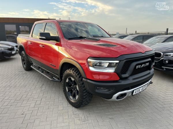 Dodge RAM 2020 in Kaunas on AUTOMOTO.COM.LV Red Dodge RAM 2020 in Kaunas, with an engine capacity of 5.70 L and mileage of 128 thousand km for 38000 β¬, photo 3 on AUTOMOTO.COM.LV
