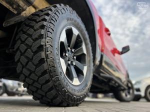 Red Dodge RAM 2020 in Kaunas, with an engine capacity of 5.70 L and mileage of 128 thousand km for 38000 €, photo 14 on AUTOMOTO.COM.LV