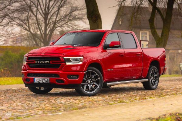Sarkans Dodge RAM 2022 Jelgava, ar dzinēja tilpumu 0.00 L un nobraukumu 78 tūkst. km par 41000 €, foto 1 vietnē AUTOMOTO.COM.LV