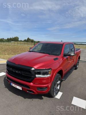 Sarkans Dodge RAM 2022 Liepāja, ar dzinēja tilpumu 5.70 L un nobraukumu 41 tūkst. km par 38000 €, foto 6 vietnē AUTOMOTO.COM.LV