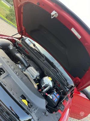 Sarkans Dodge RAM 2022 Plungė, ar dzinēja tilpumu 5.70 L un nobraukumu 73 tūkst. km par 41140 €, foto 14 vietnē AUTOMOTO.COM.LV