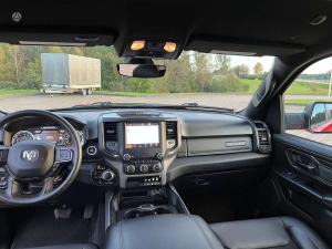 Sarkans Dodge RAM 2022 Plungė, ar dzinēja tilpumu 5.70 L un nobraukumu 73 tūkst. km par 41140 €, foto 16 vietnē AUTOMOTO.COM.LV