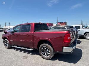 Sarkans Dodge RAM 2025 Ukmergė, ar dzinēja tilpumu 3.00 L un nobraukumu 17 tūkst. km par 29999 €, foto 7 vietnē AUTOMOTO.COM.LV