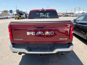 Sarkans Dodge RAM 2025 Ukmergė, ar dzinēja tilpumu 3.00 L un nobraukumu 17 tūkst. km par 29999 €, foto 8 vietnē AUTOMOTO.COM.LV