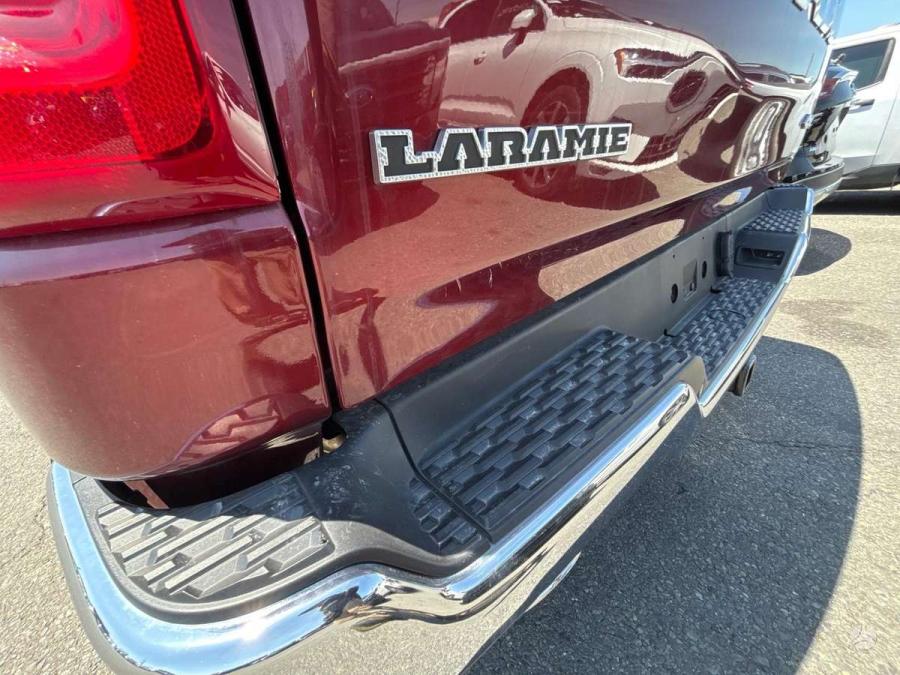Sarkans Dodge RAM 2025 Ukmergė, ar dzinēja tilpumu 3.00 L un nobraukumu 17 tūkst. km par 29999 €, foto 18 vietnē AUTOMOTO.COM.LV