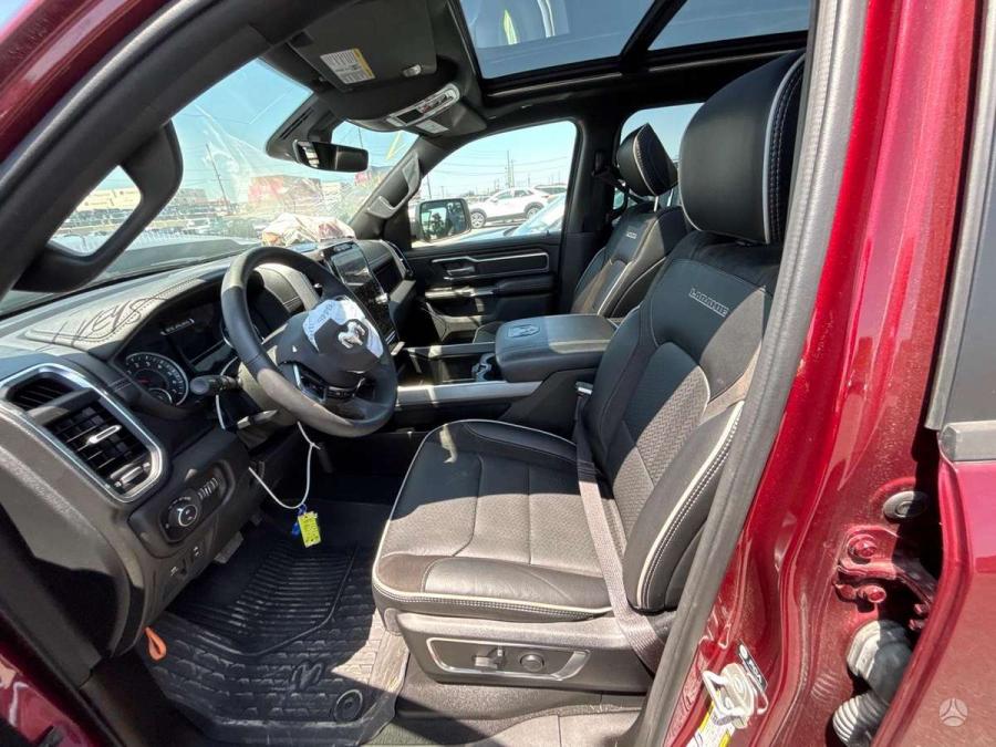 Sarkans Dodge RAM 2025 Ukmergė, ar dzinēja tilpumu 3.00 L un nobraukumu 17 tūkst. km par 29999 €, foto 23 vietnē AUTOMOTO.COM.LV