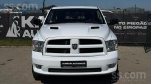 White Dodge RAM 2011 in Liepaja, with an engine capacity of 5.70 L and mileage of 285 thousand km for 17500 €, photo 12 on AUTOMOTO.COM.LV
