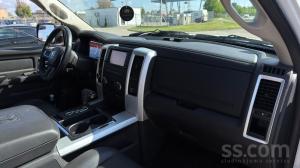 White Dodge RAM 2011 in Liepaja, with an engine capacity of 5.70 L and mileage of 285 thousand km for 17500 €, photo 20 on AUTOMOTO.COM.LV