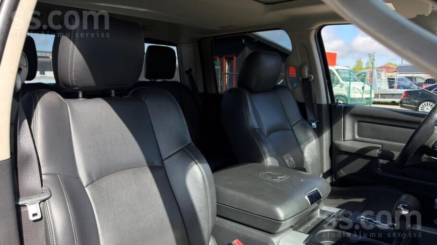 White Dodge RAM 2011 in Liepaja, with an engine capacity of 5.70 L and mileage of 285 thousand km for 17500 €, photo 22 on AUTOMOTO.COM.LV