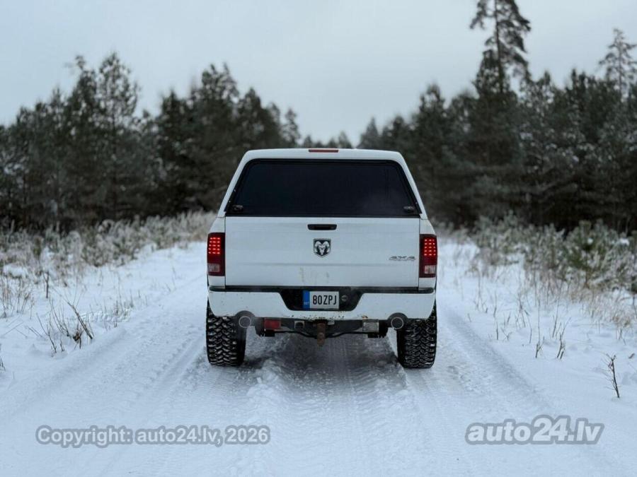 Balts Dodge RAM 2016 Tallina, ar dzinēja tilpumu 5.70 L un nobraukumu 202 tūkst. km par 23000 €, foto 4 vietnē AUTOMOTO.COM.LV