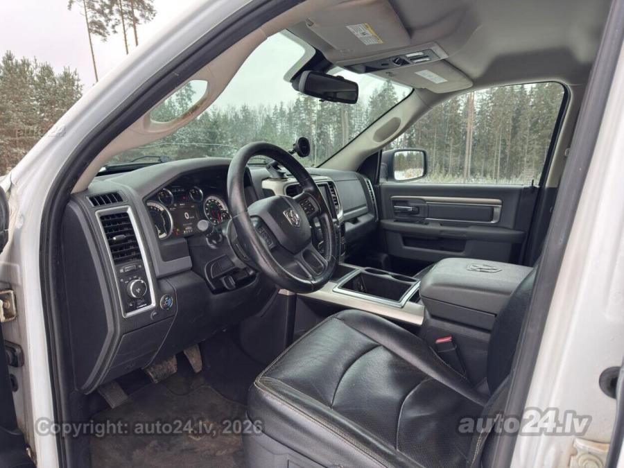 Balts Dodge RAM 2016 Tallina, ar dzinēja tilpumu 5.70 L un nobraukumu 202 tūkst. km par 23000 €, foto 10 vietnē AUTOMOTO.COM.LV