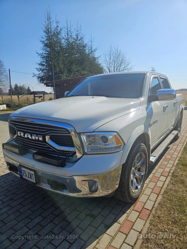 White Dodge RAM 2017 in Tallinn, with an engine capacity of 5.70 L and mileage of 168 thousand km for 36000 €, photo 2 on AUTOMOTO.COM.LV